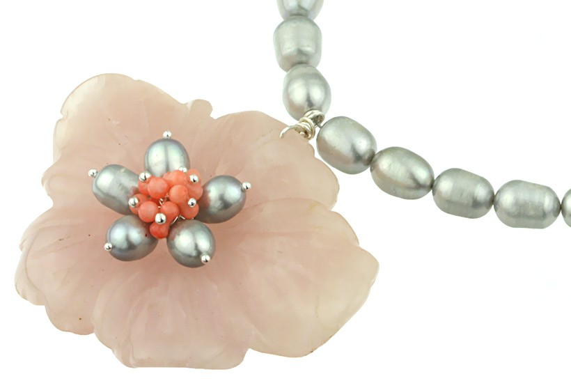 Set bijuterii realizat din floare cuart roz, coral si perle de cultura ...