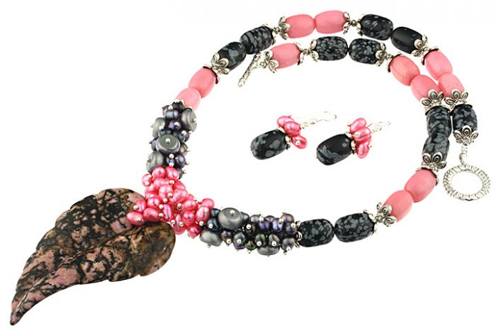 Set de bijuterii realizat cu frunza din rodocrozit, obsidian si perle ...