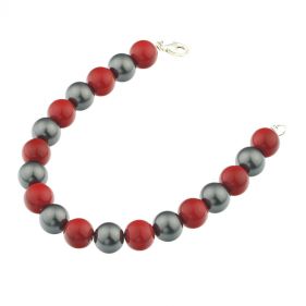 Colier realizat din perle naturale ovale albe si negre si camee din ...