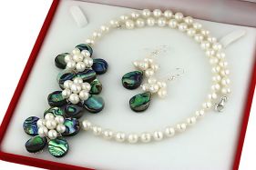 Set bijuterii realizat din jad curcubeu roz-gri si onix fatetat ...